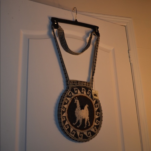 Hand Crafted | Bags | Nwt Oscar Zulu Handmade Crochet Llama Shoulder ...